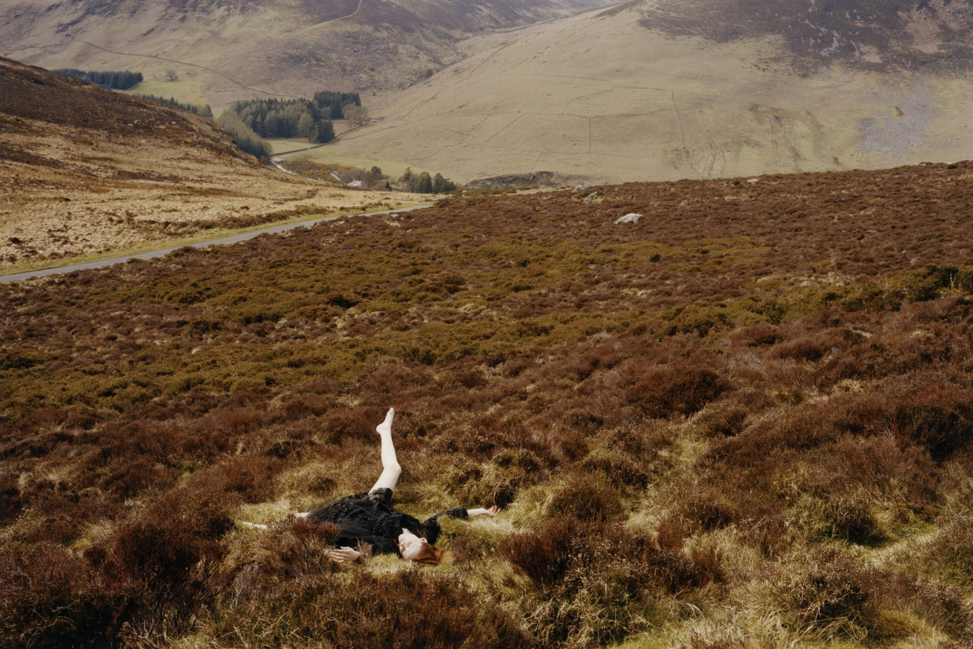 AW16 Limited Edition Book – Simone Rocha US